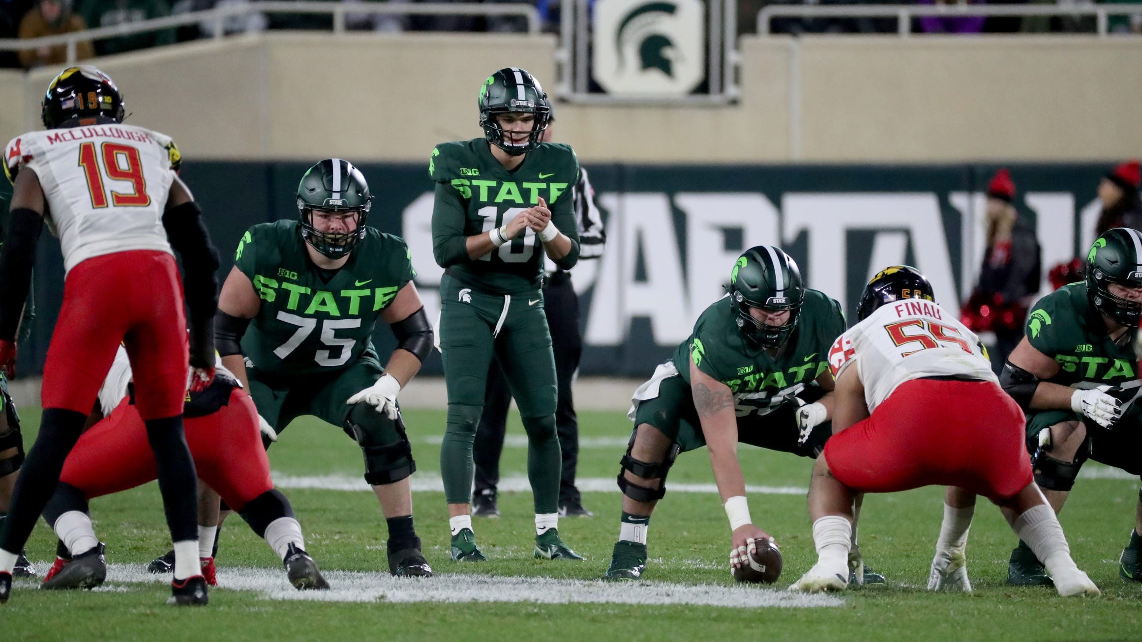 Aaron Young decommits from Michigan State football, signs with Rutgers