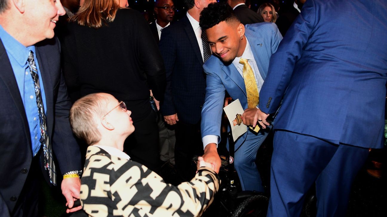 Colts lend plane to fly Tyler Trent to Purdue's bowl game in Nashville