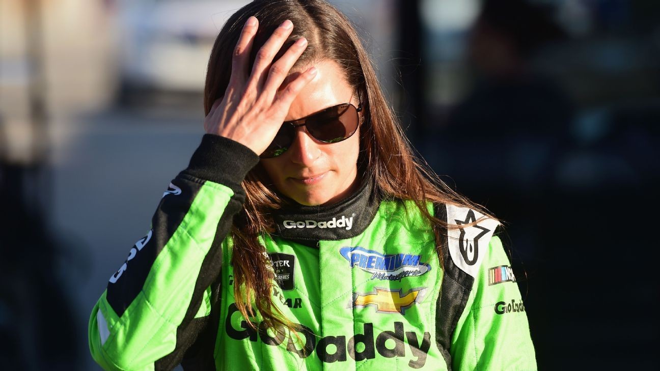 Danica Patrick crashes into wall, out of Indy 500; Takuma Sato out, too