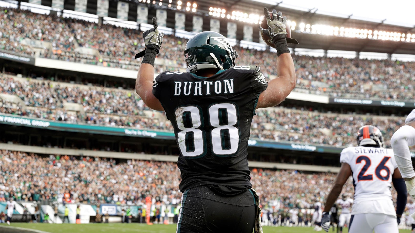 Gators in the NFL: Dante Fowler Jr. records two sacks; Trey Burton ...