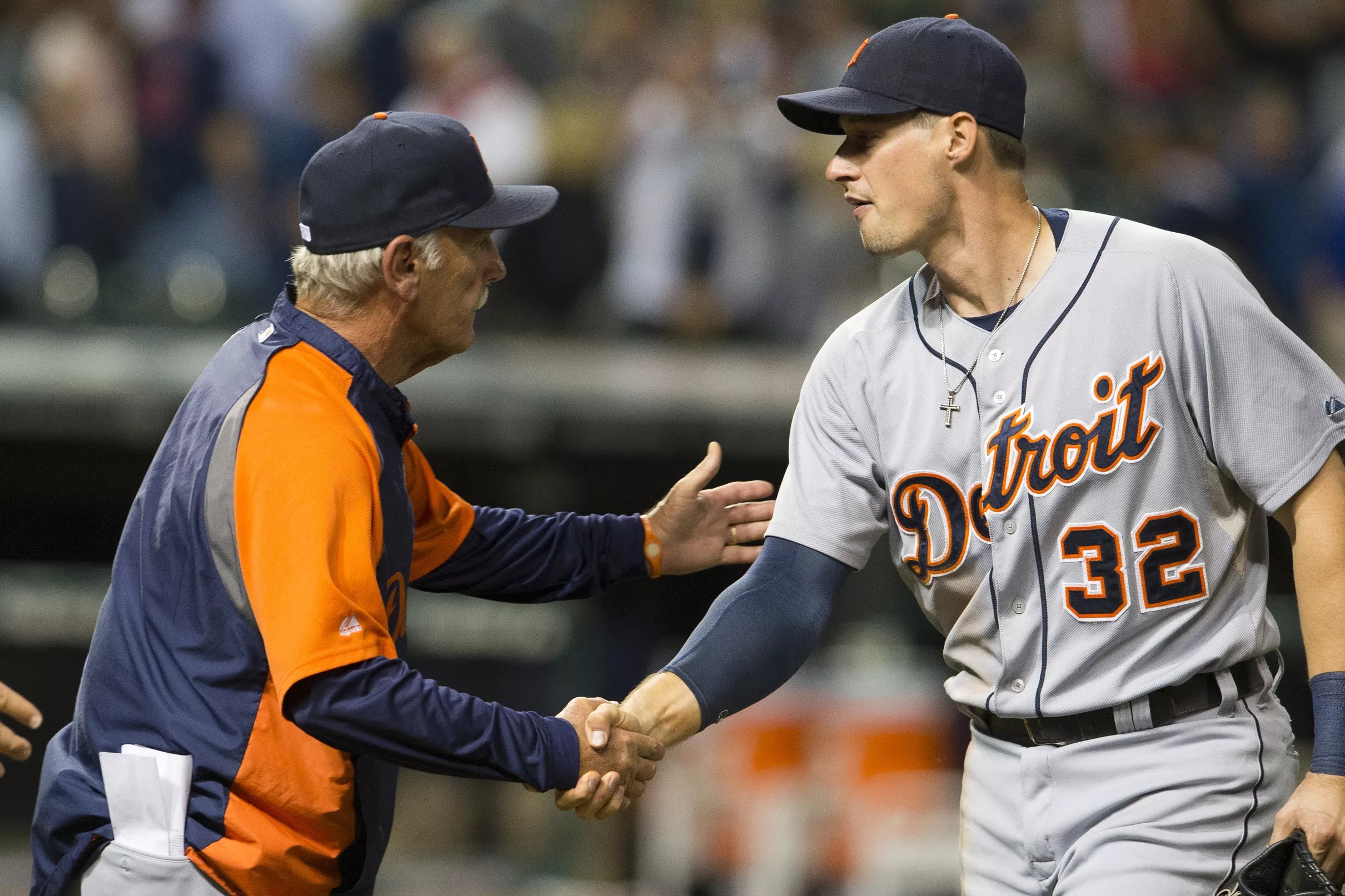 Tigers promote Don Kelly to Major League scout
