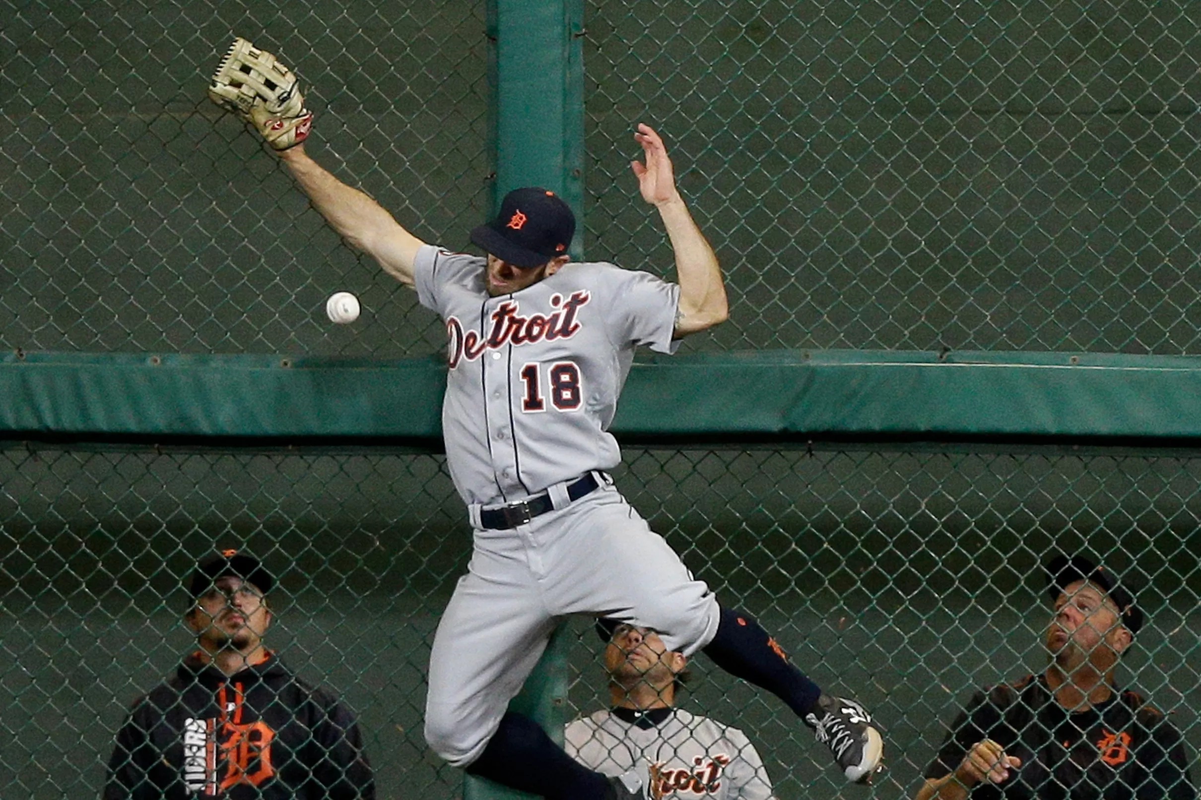 Tyler Collins rejoins Tigers for added depth