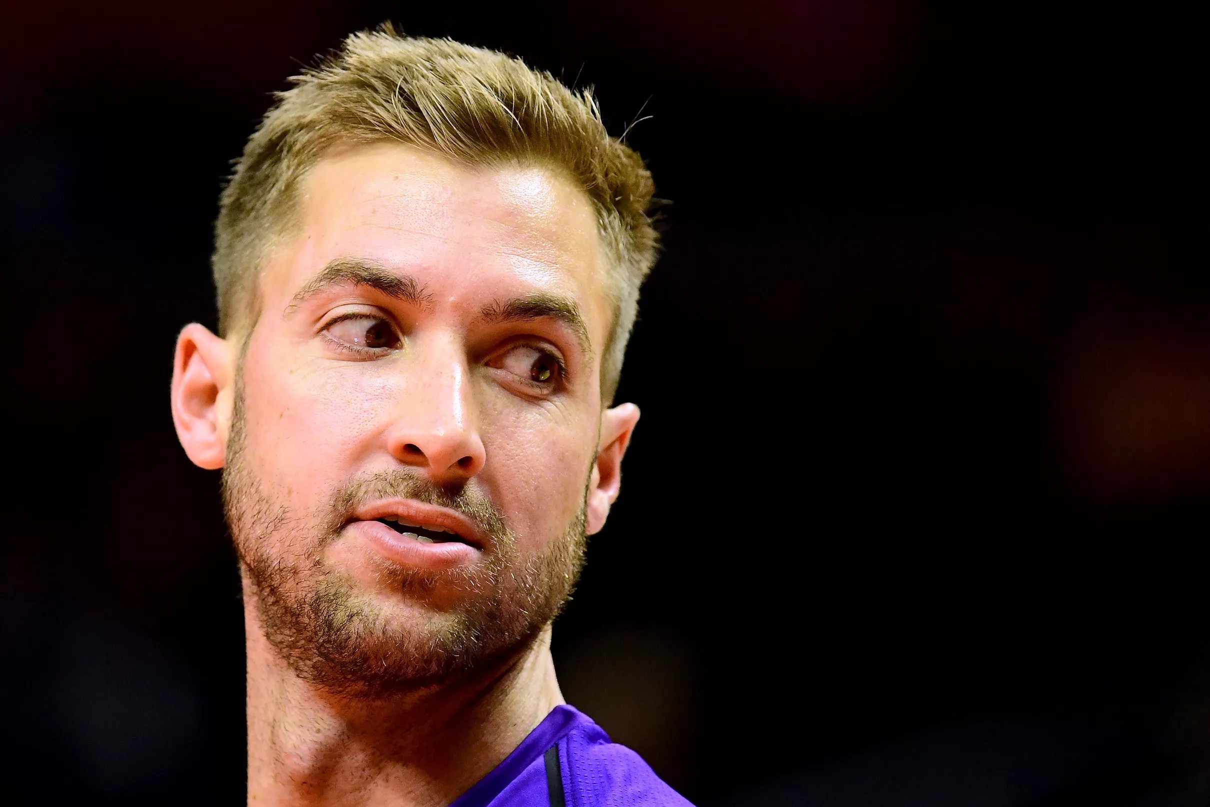 NBA Free Agency News: Lakers sign Travis Wear to two-way contract
