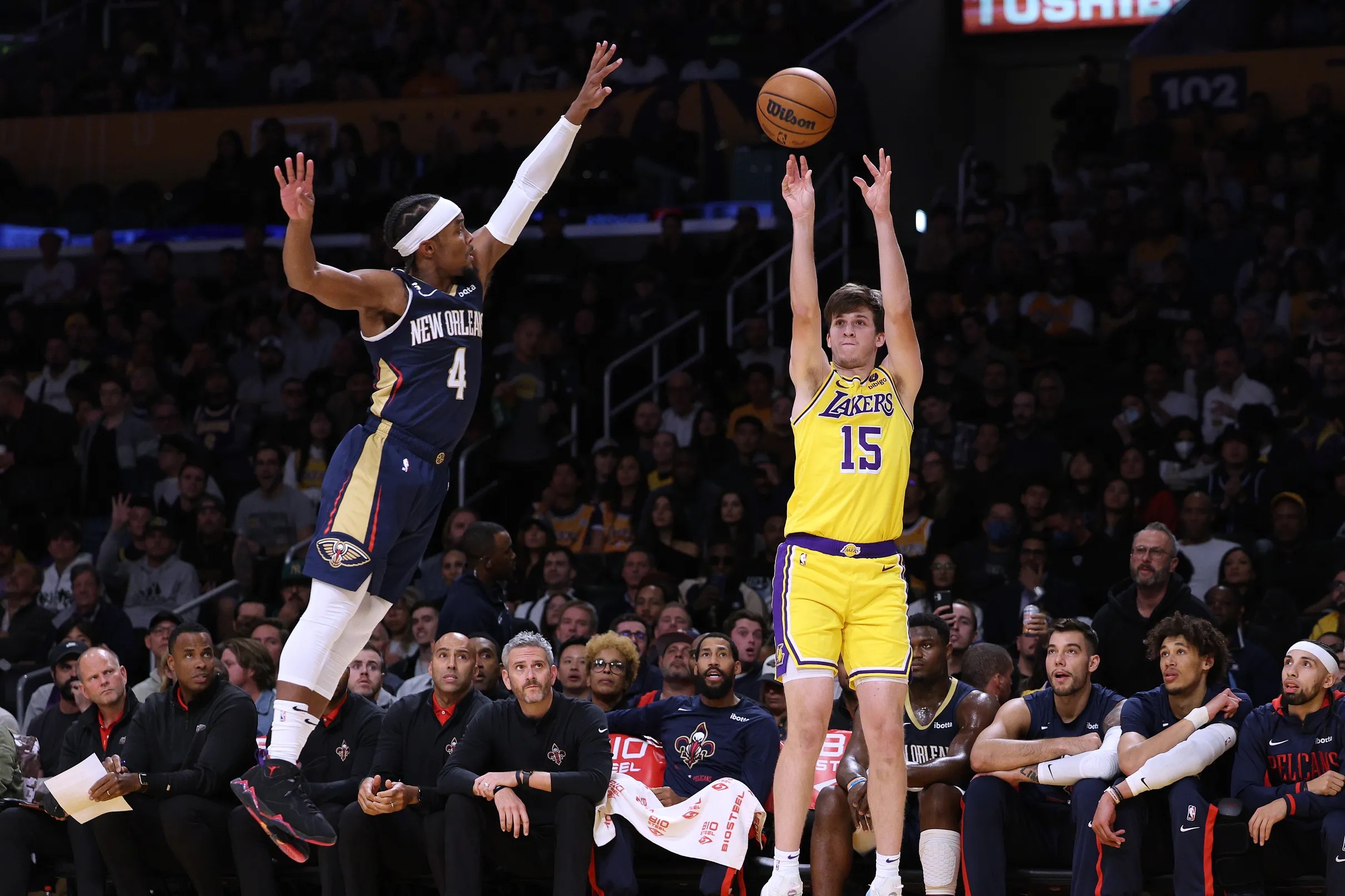 How Darvin Ham has quickly modernized the Lakers shot profile