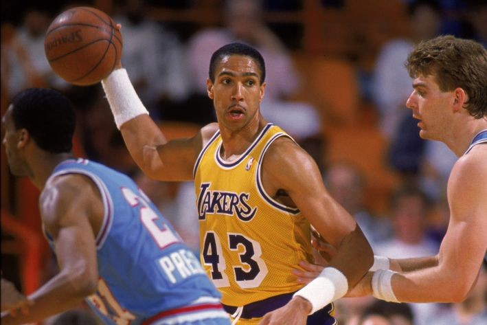 Lakers Season Countdown: 43 days, Mychal Thompson