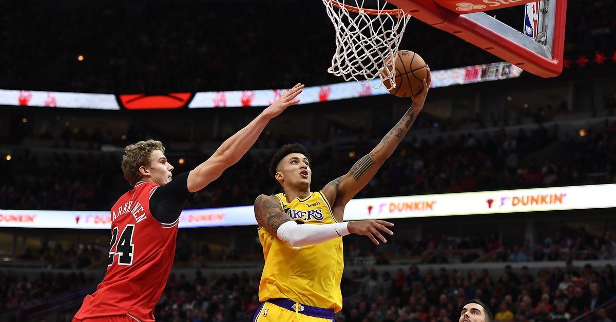 Lakers bench dominates Bulls late, run away with 118-112 win despite ...