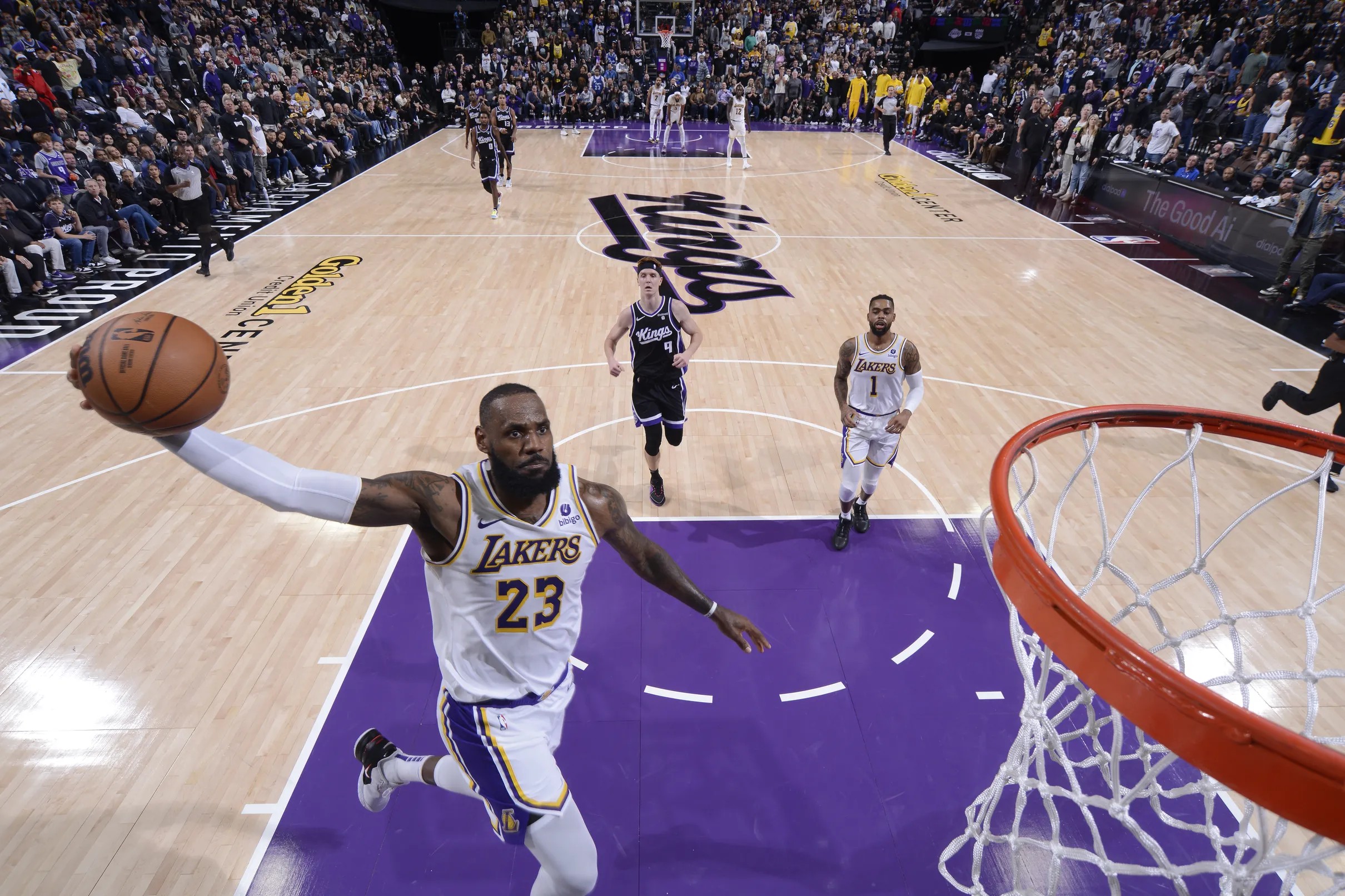 LeBron James reflects on 20th anniversary of first game