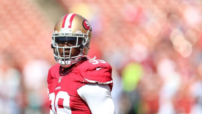 NFL Linebacker Smith signs with Raiders but faces charges