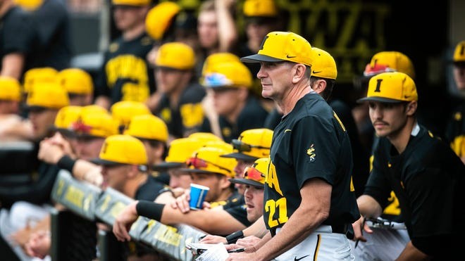 Iowa baseball captures seventh straight Big Ten series