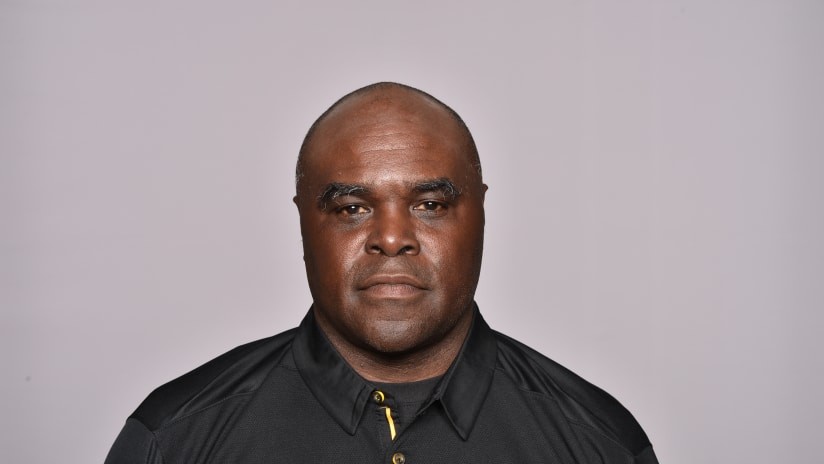 Making Sense of James Saxon’s Departure From the Steelers