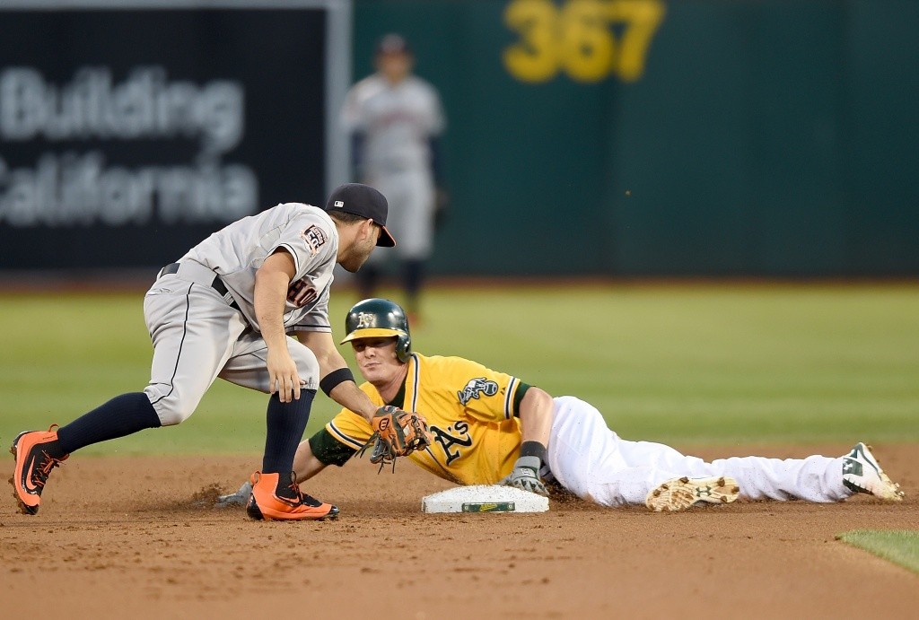 Astros catcher Max Stassi revels in return to Oakland