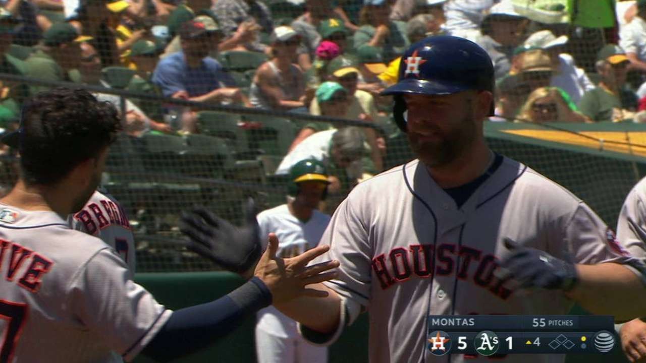 Astros to place McCann on DL; Smith activated