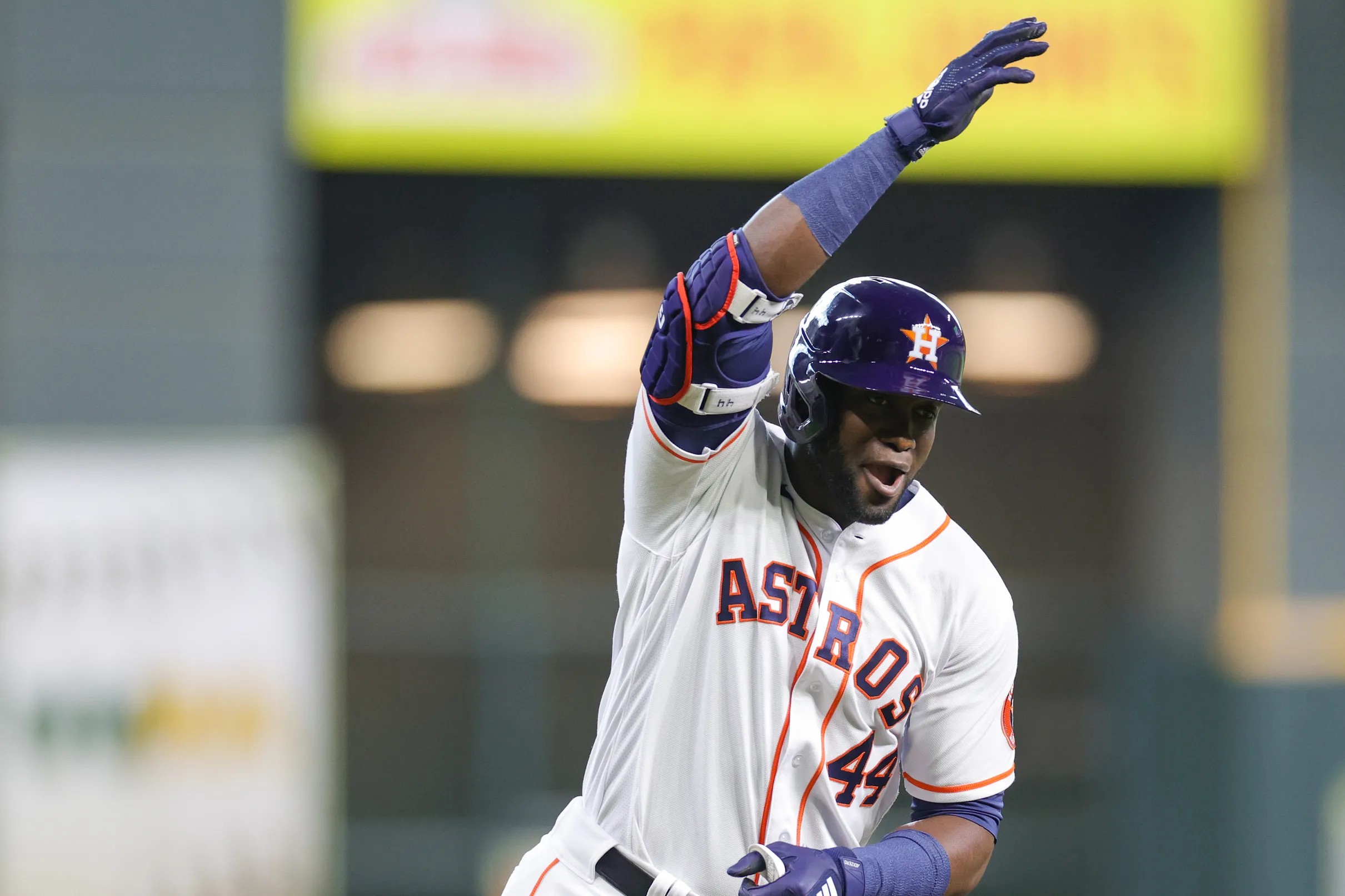 Yordan Álvarez’s home-run projection gives him a season for the ages