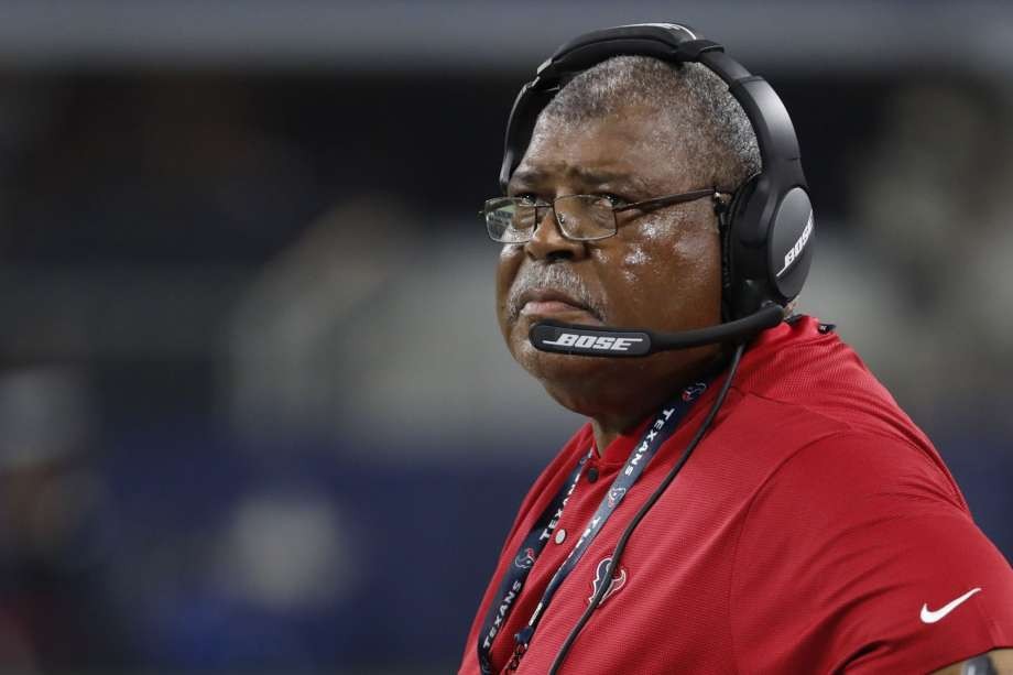 Texans’ Romeo Crennel explains conservative late-game strategy against ...