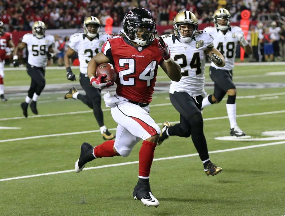 Running back duo is key to Atlanta Falcons' prolific offense