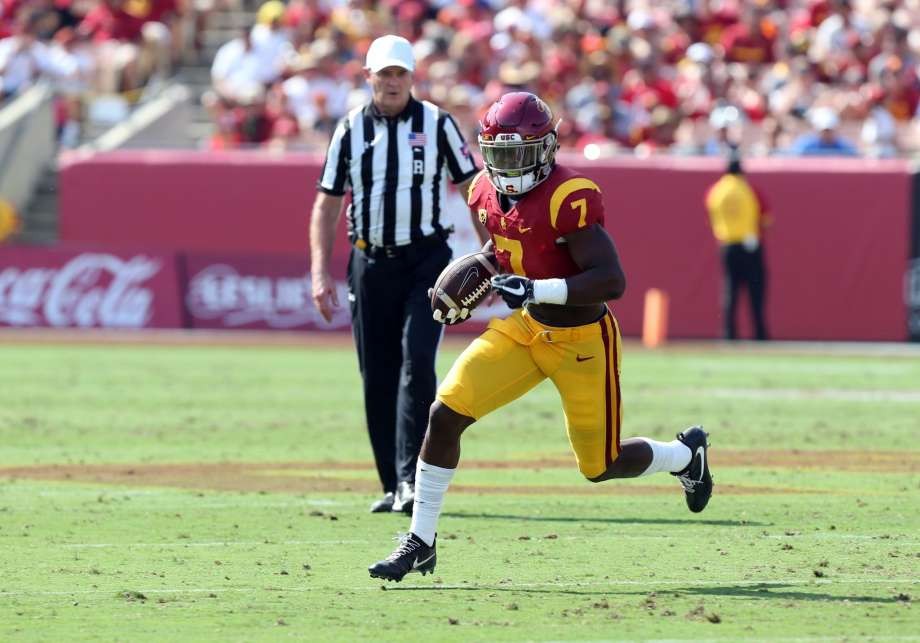 Texans sign WR Steven Mitchell to practice squad