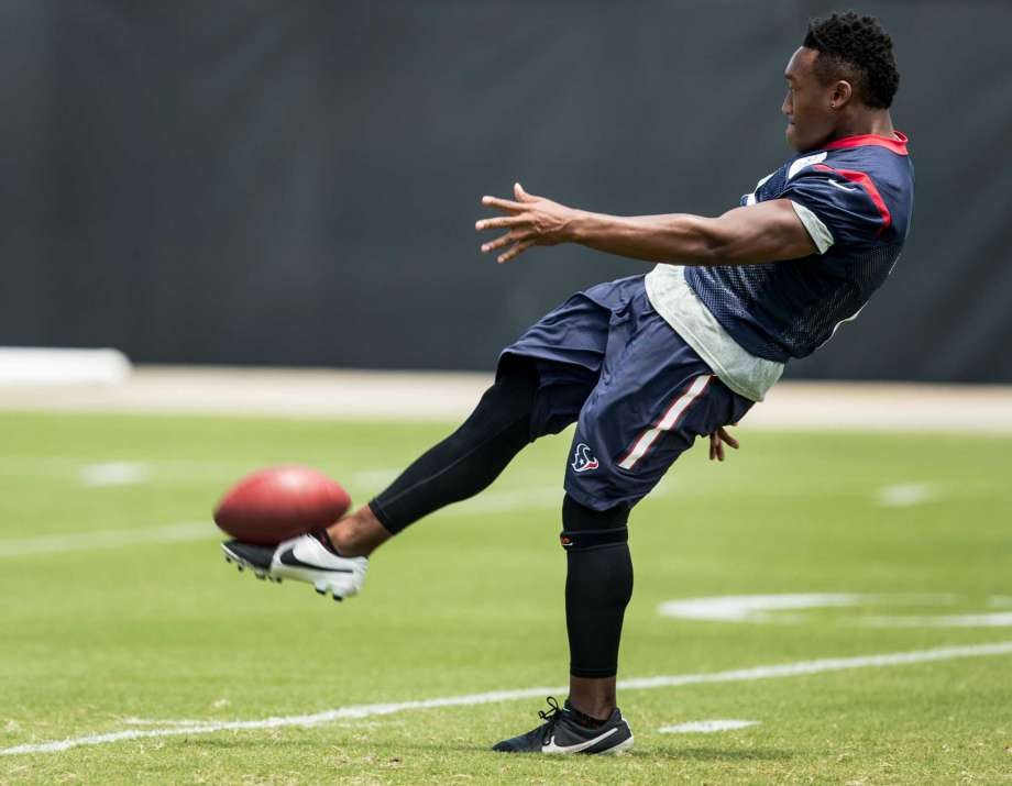 Texans sign punter Cory Carter to offseason deal