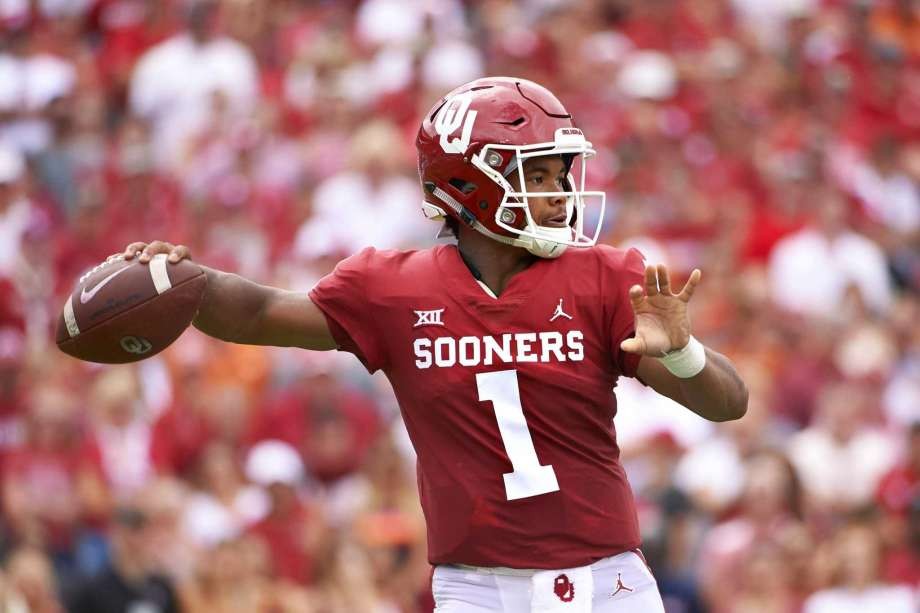 Kyler Murray 'fully committed' to football