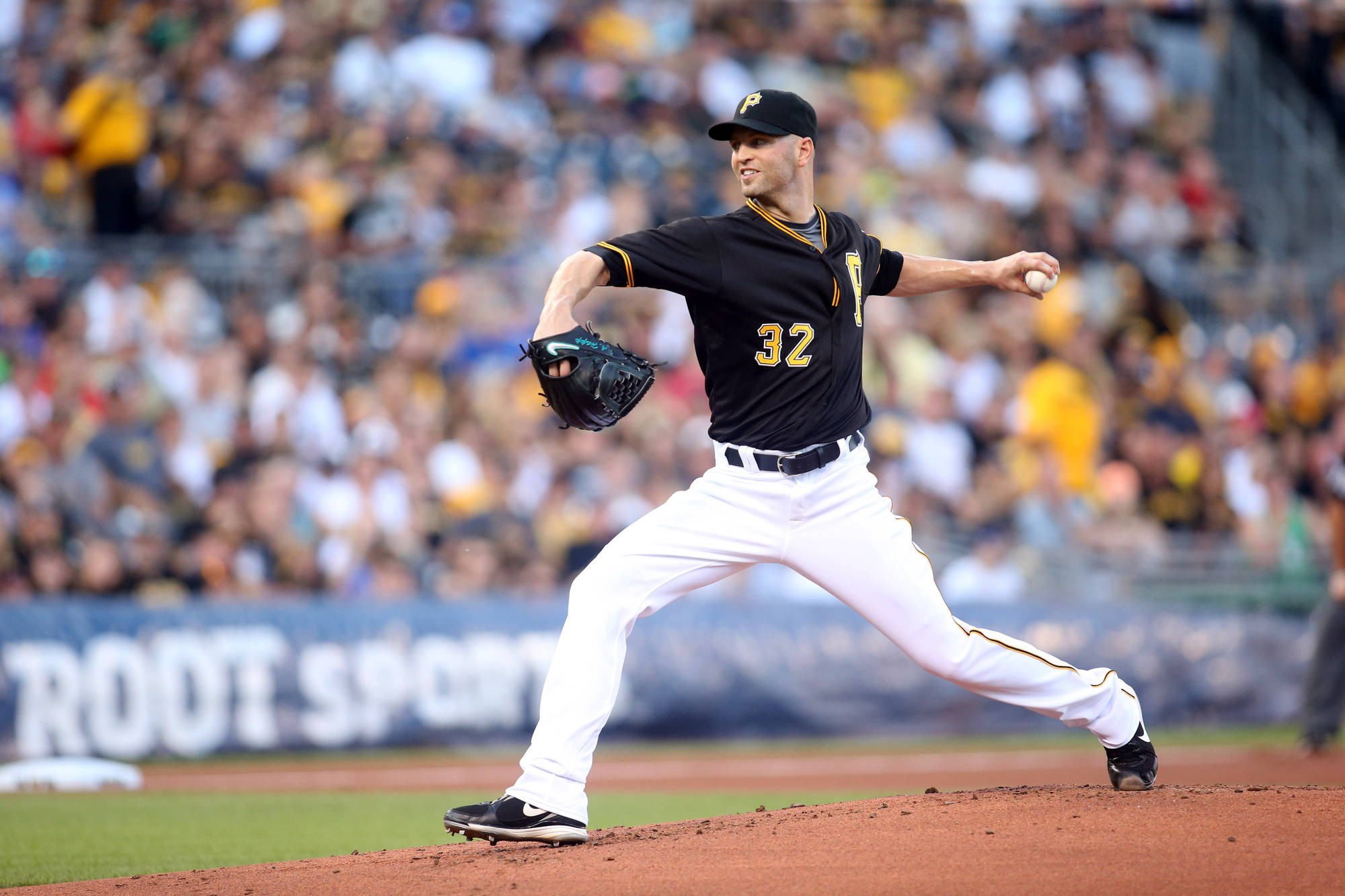 J.A. Happ Strong as Pirates Take Series Against Diamondbacks