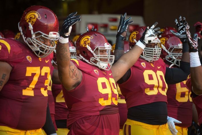 USC football defensive line loses Leonard Williams, but gains extreme depth