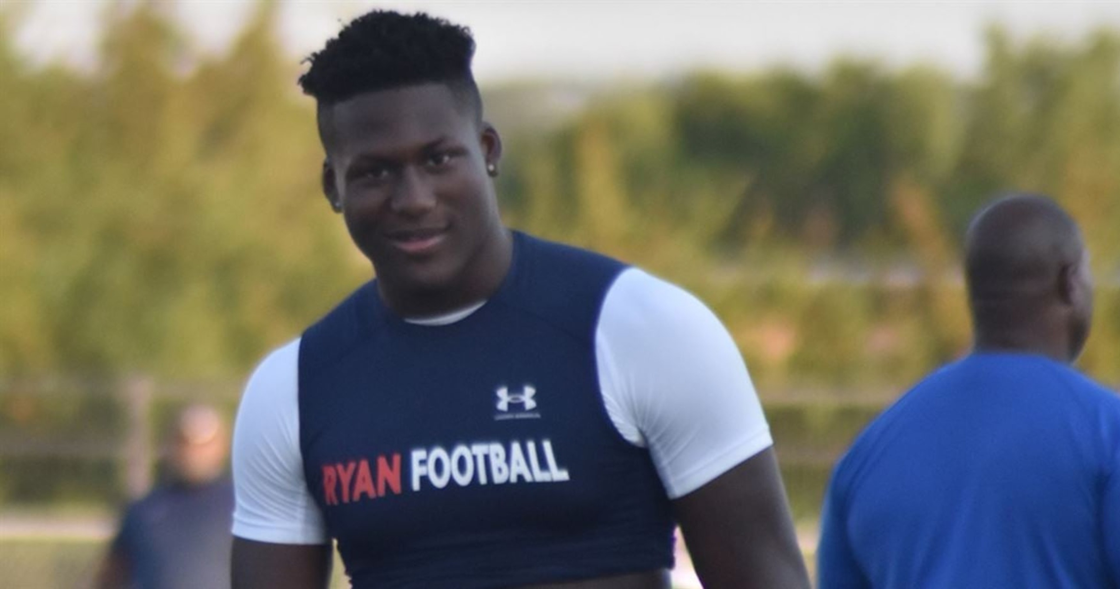 5-Star LB Anthony Hill Decommits from Texas A&M, Will Choose School on ...