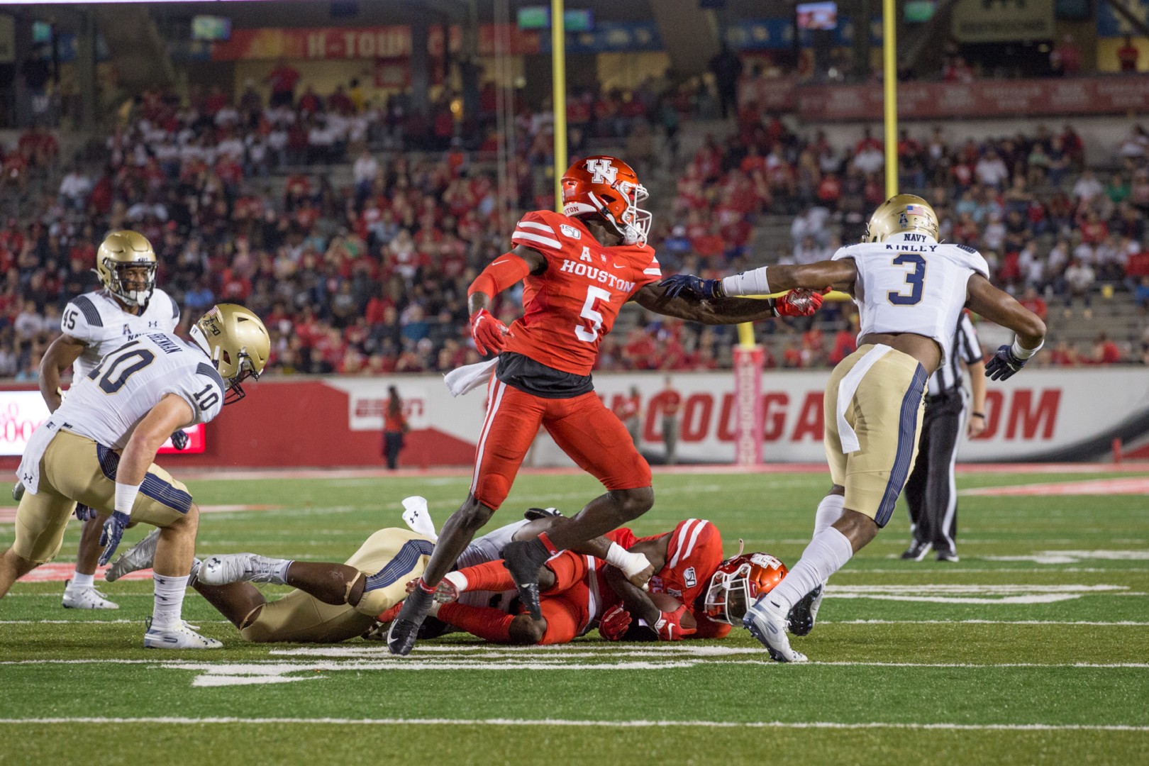 Houston is no stranger to Navy’s triple-option offense, but it will ...