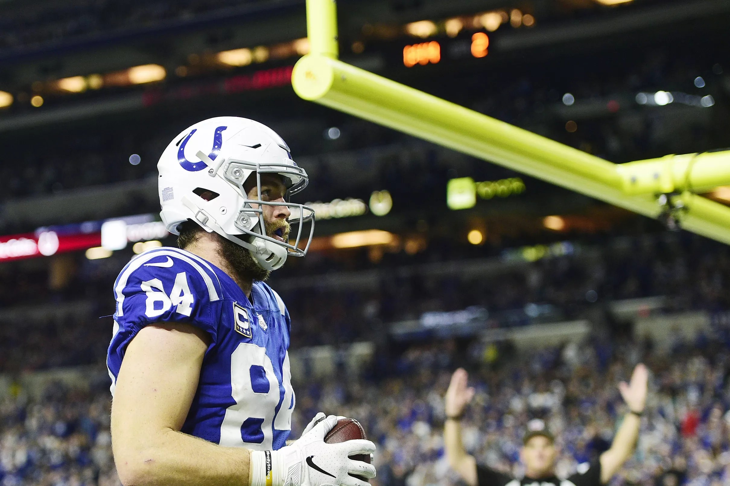 Colts TE Jack Doyle suffers what is feared to be a season ending injury