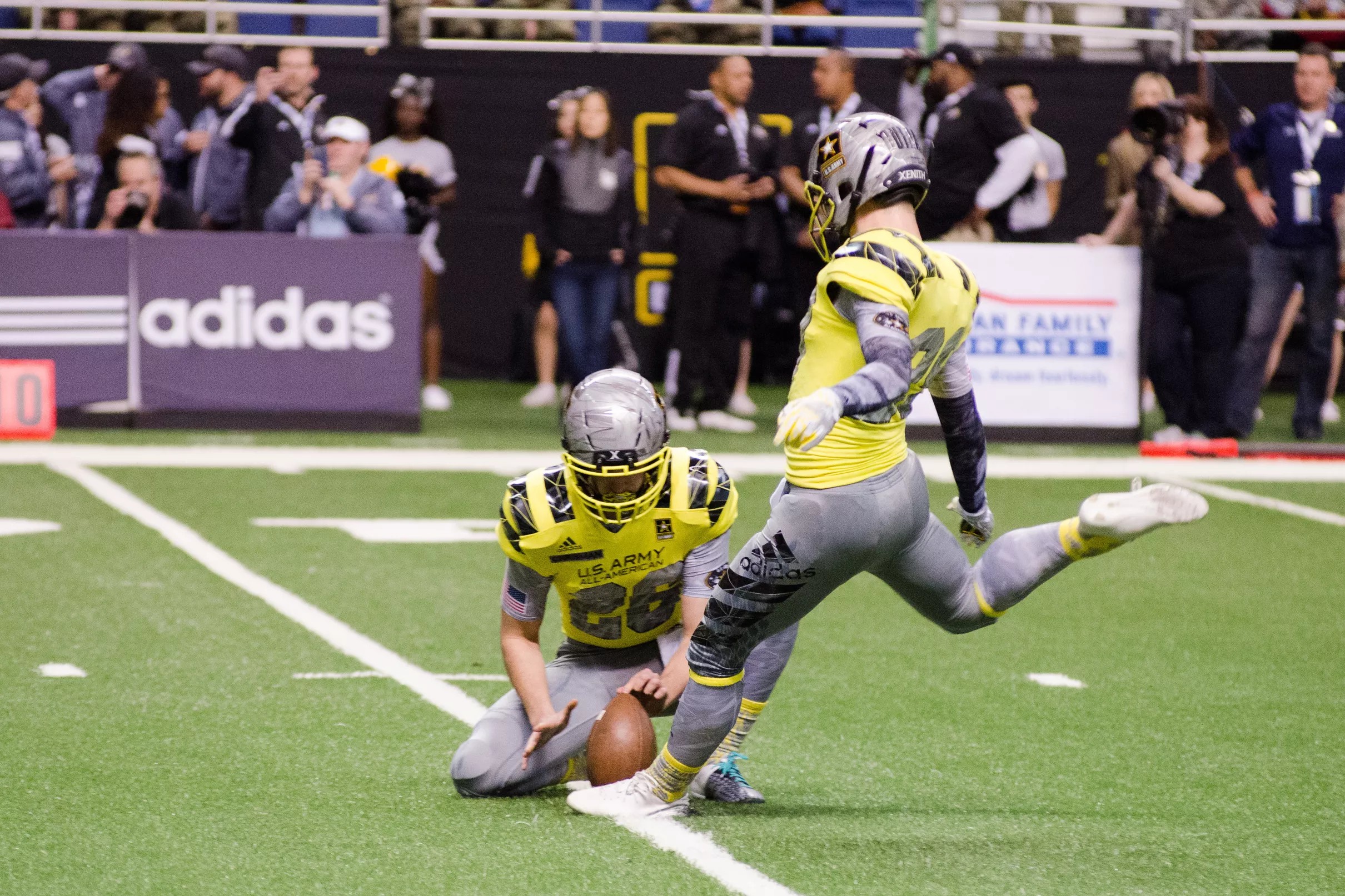 Video: BYU Kicker Skyler Southam Shows off Strong Leg