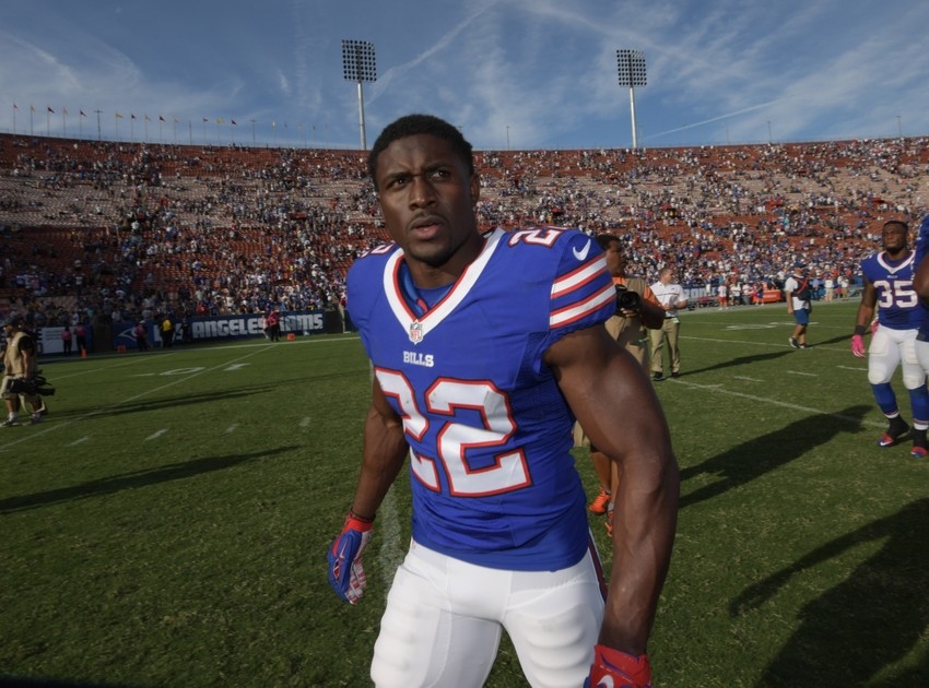 Reggie Bush To Wear Cleats Honoring Joe McKnight