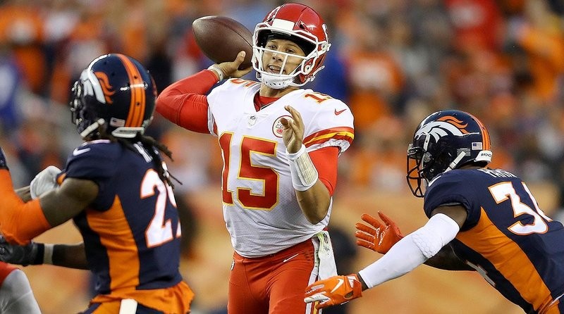 Quarterbacks Throwing Touchdowns at a Record-Setting Pace This NFL Season