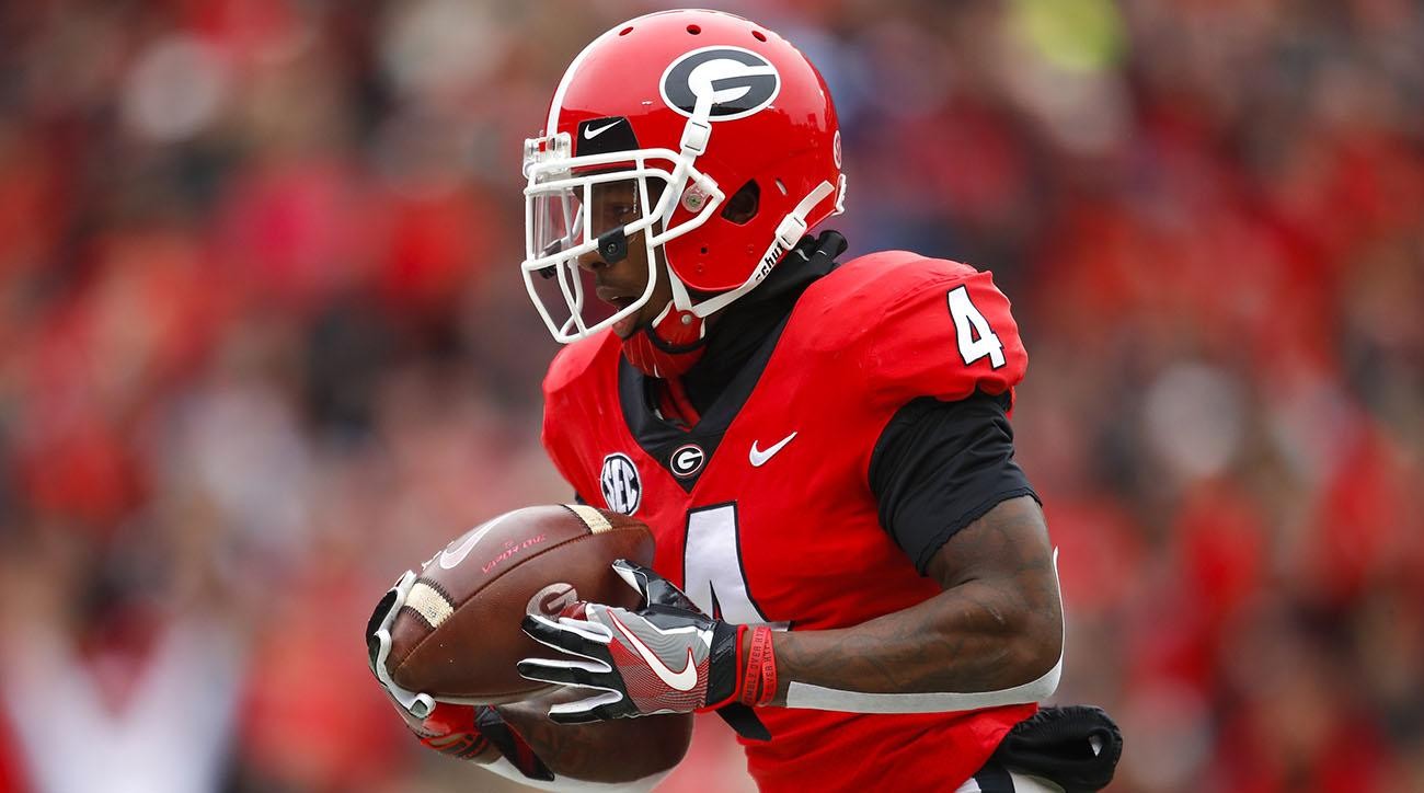 Watch: Chiefs WR Mecole Hardman Jr. Surprises Mom With New House