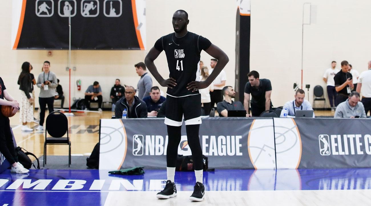 UCF's Tacko Fall's Official 10'2" Wingspan is Absurd