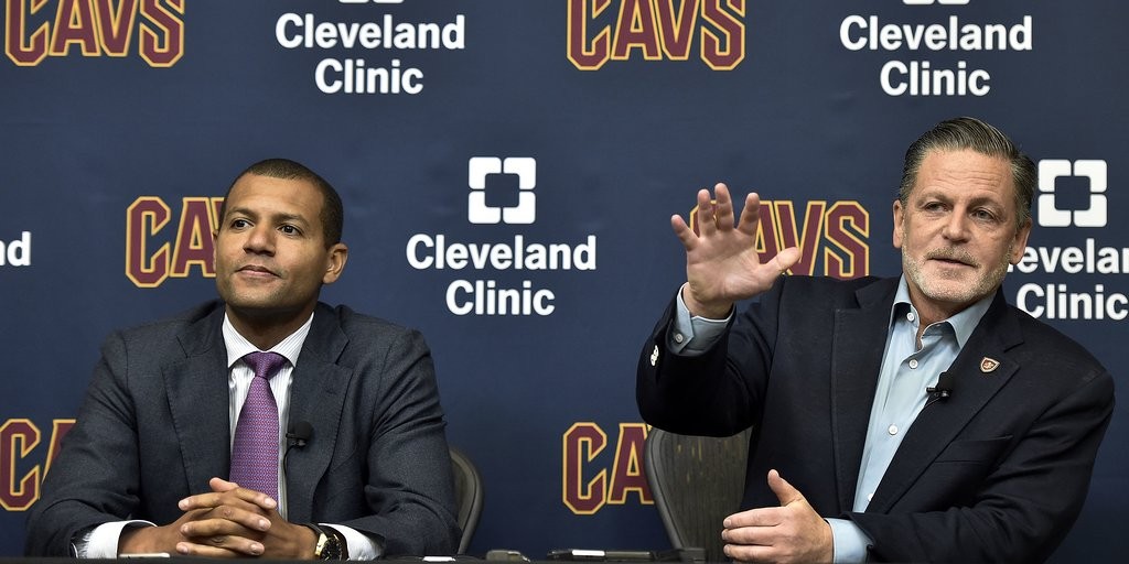 NBA Rumors: Dan Gilbert Is Making Basketball Decisions for Cavaliers