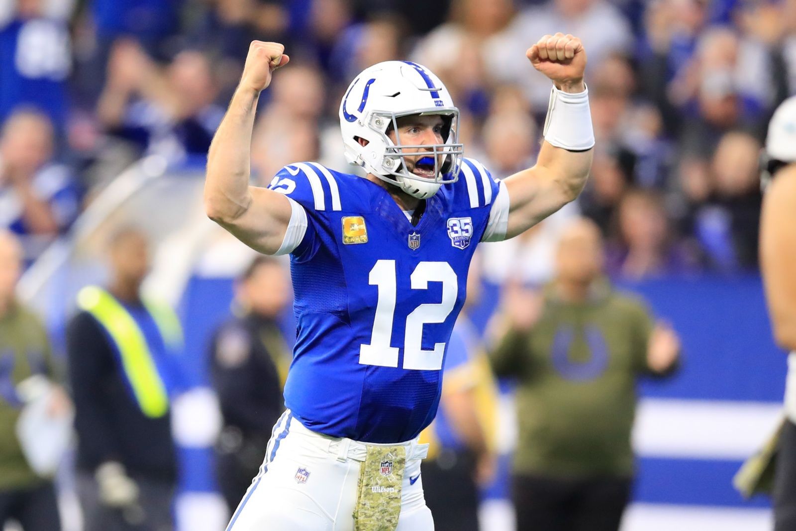 Colts defense makes big play late, beat Jags