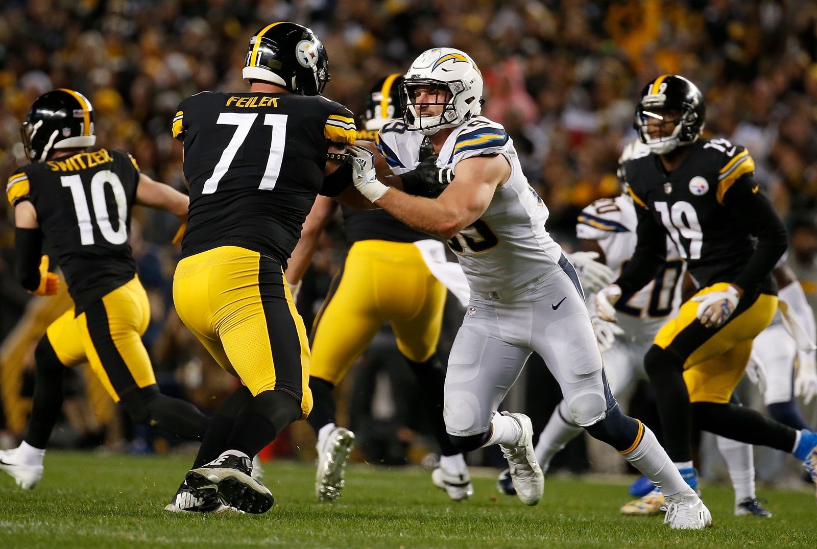 Matt Feiler signs one-year contract tender with Steelers