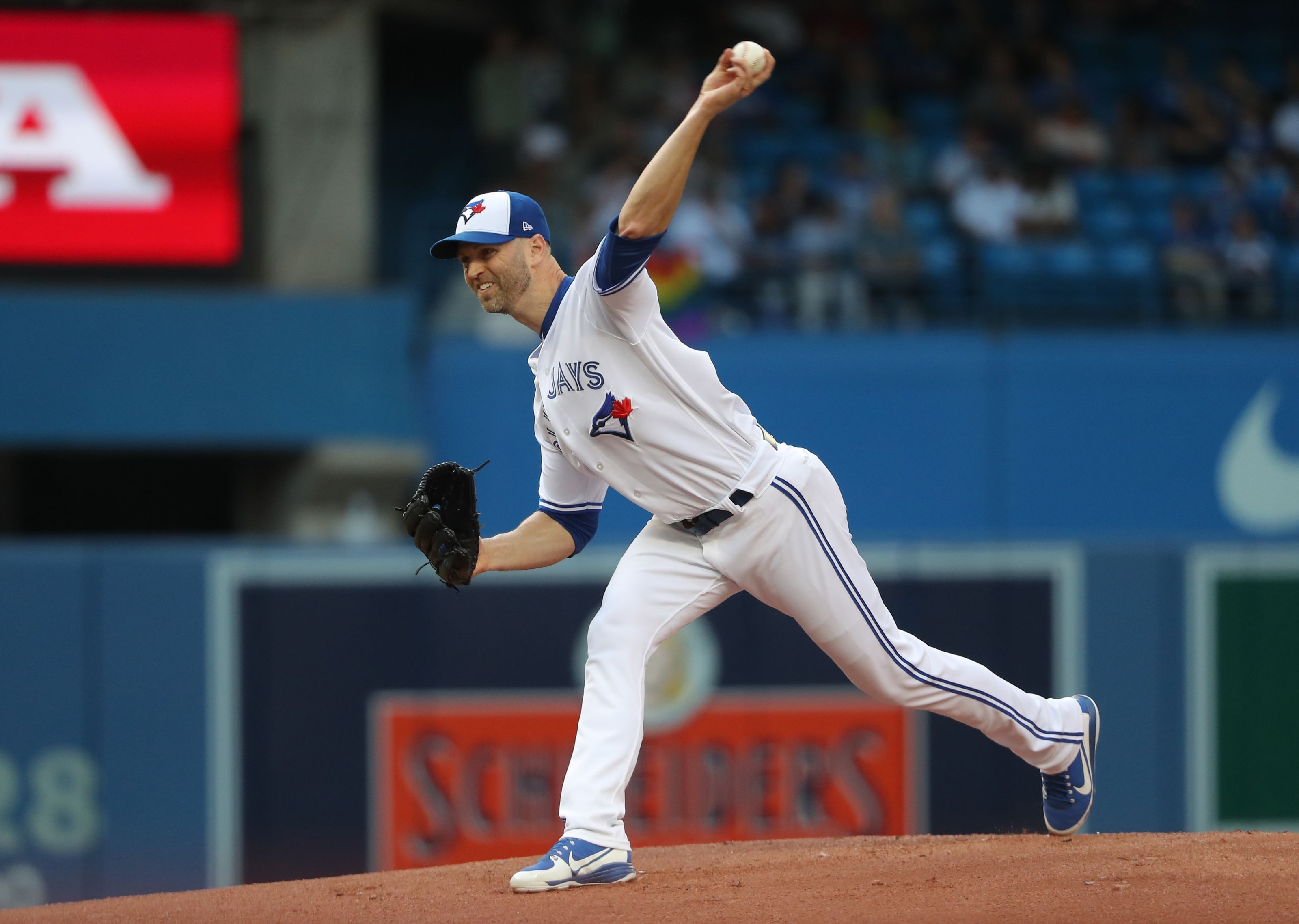 Blue Jays’ J.A. Happ reaches milestone in victory