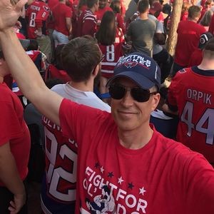 Washington Capitals trade up for Leason’s teammate, center Alexei Protas