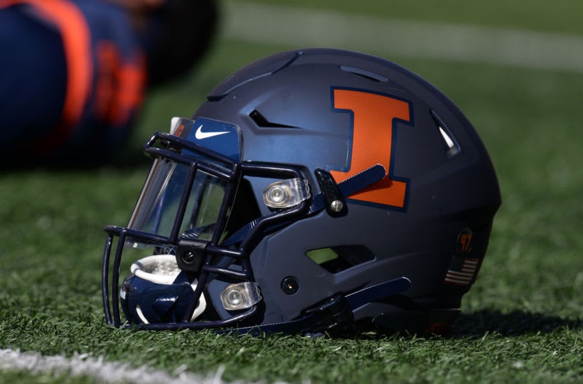 Illinois Football: Illini sign class of 2021 quarterback Samari Collier