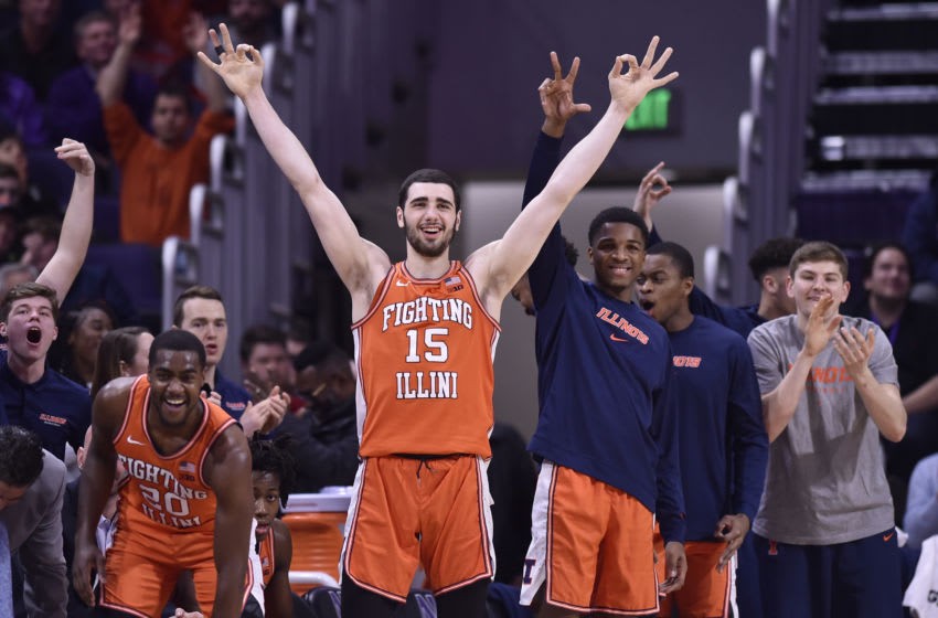 Illinois Basketball: Andre Curbelo keeps Illini in top 5