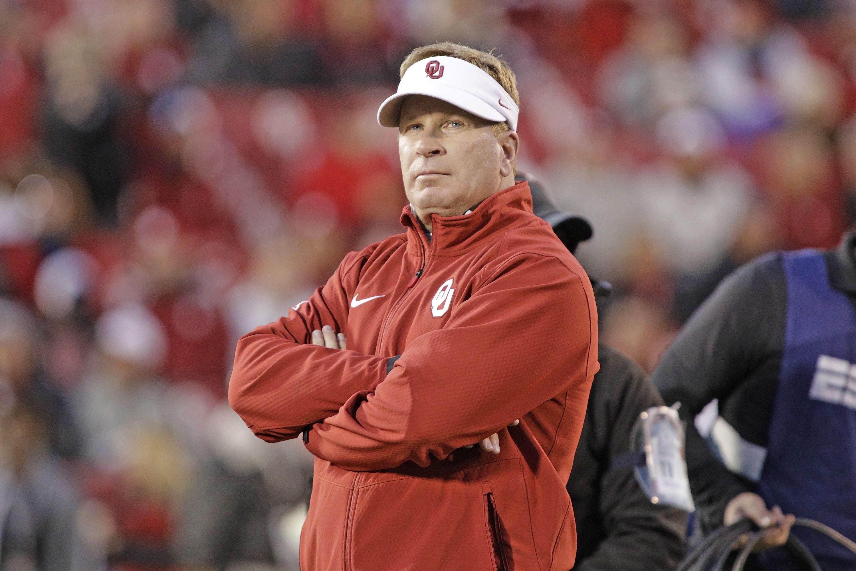 Has Mike Stoops’ time as defensive coordinator run its course?