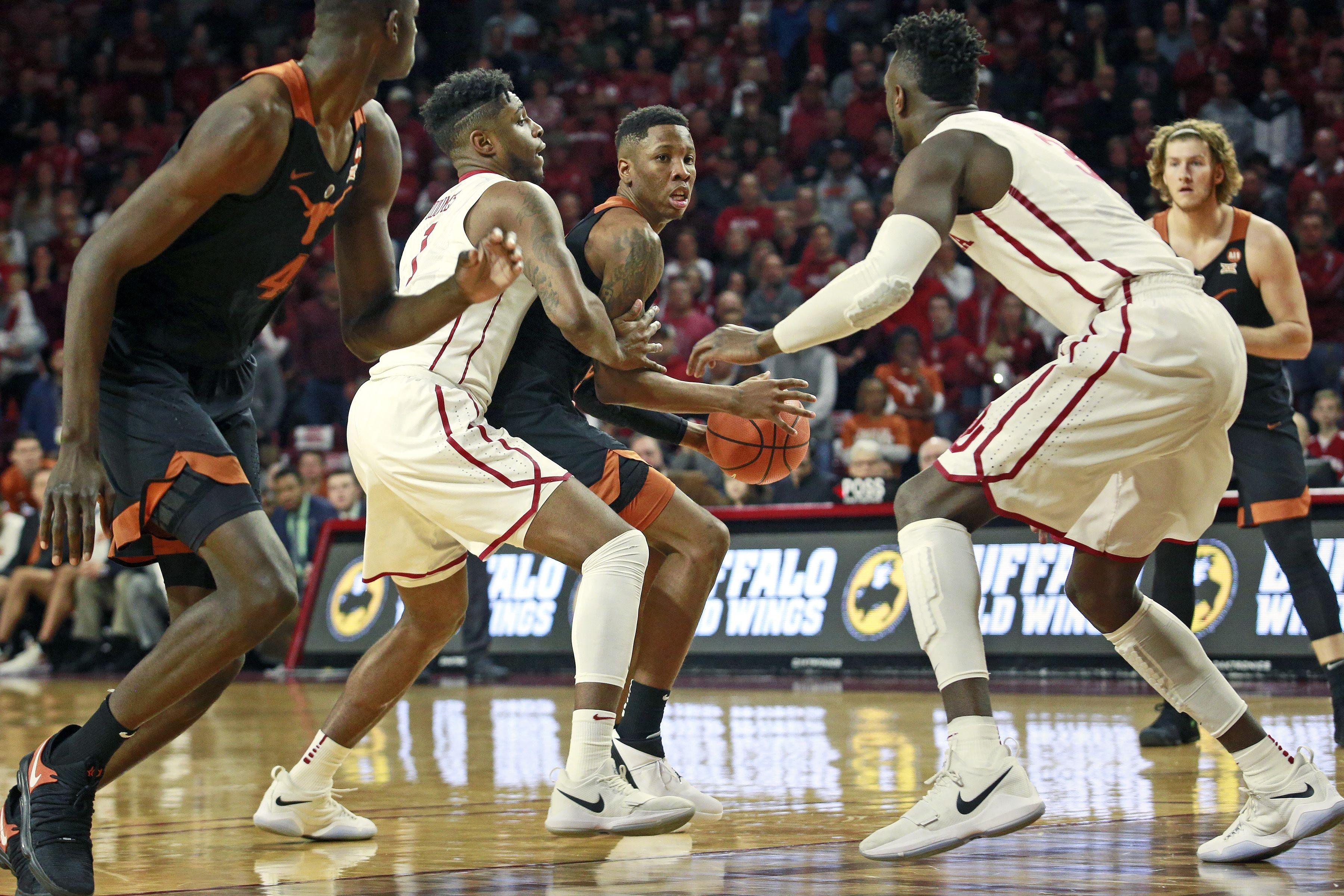 Oklahoma basketball: Sooners begin tough two-game road test