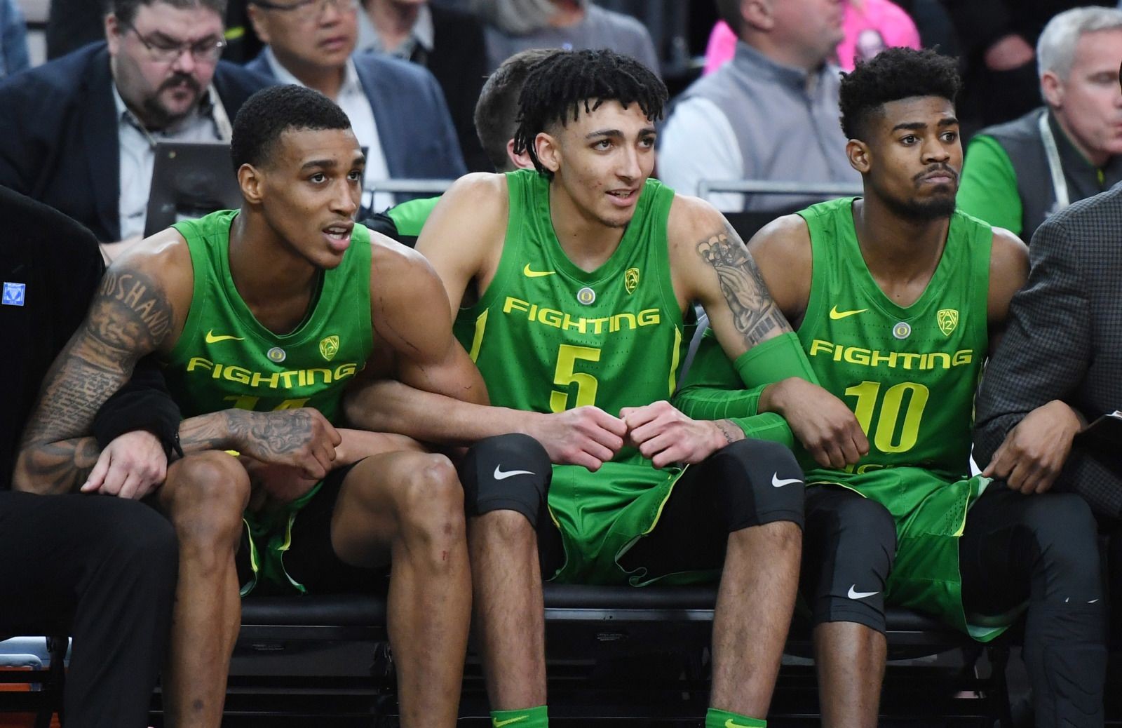 Two Oregon Ducks Basketball Players Enter Transfer Portal