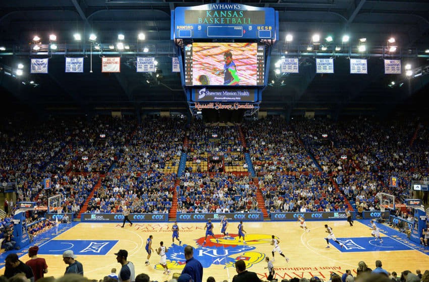 Kansas basketball makes five-star recruit Kendall Brown’s top 10