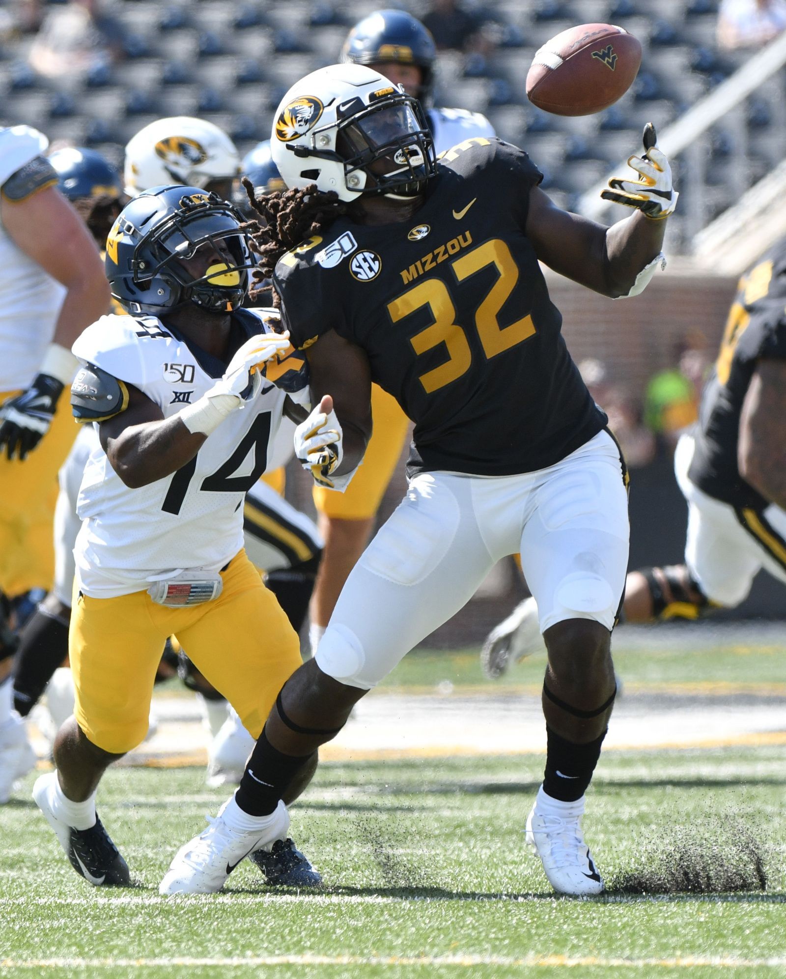 Mizzou football looks like a different team in first half of game