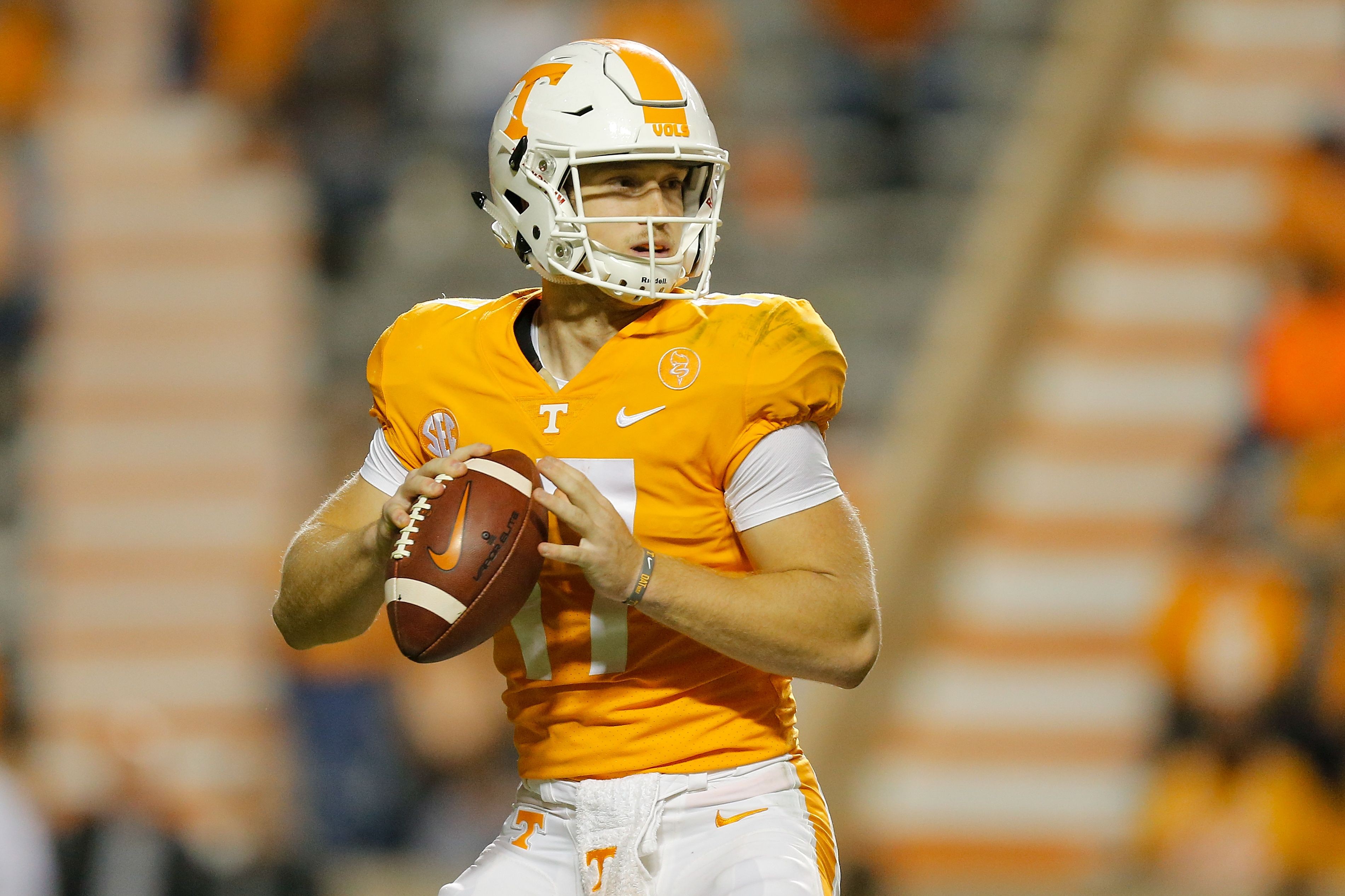 Tennessee football: 5 biggest keys to Vols 2018 QB battle