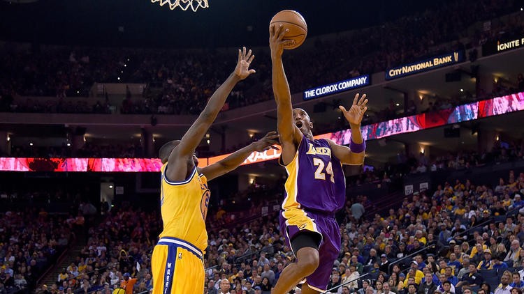 Warriors beat Lakers, 111-77, for NBA record 16th consecutive win to ...