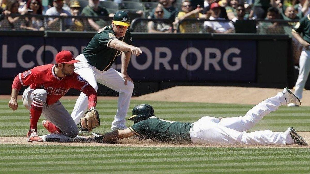 Angels bullpen lets game get away against Athletics
