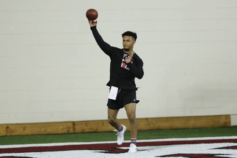 Look: Kyler Murray Receives Custom Nike Jordan 1s for 2019 NFL Draft