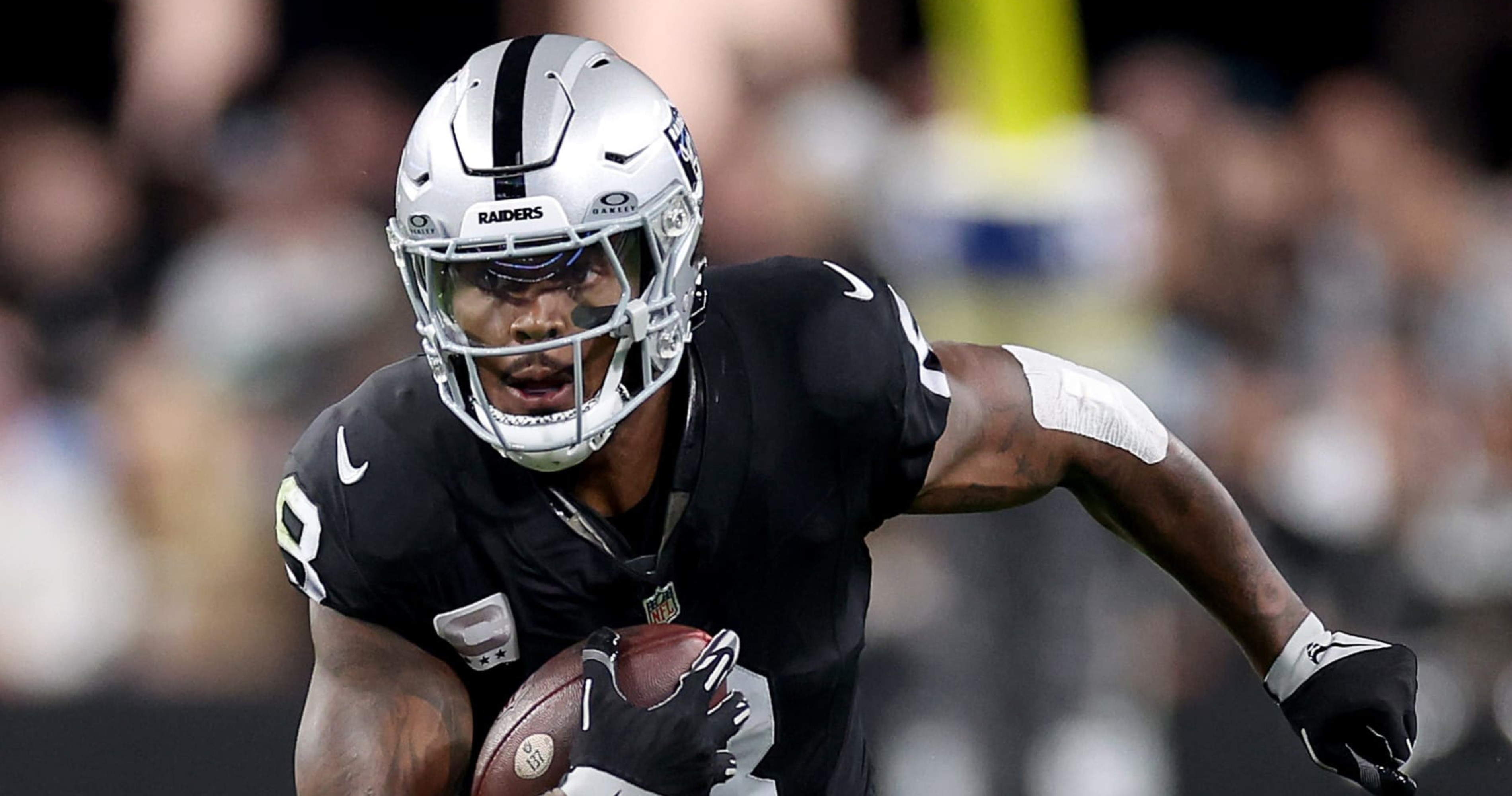 Packers' Josh Jacobs: 10+ Teams Eyed Contract After Raiders Exit in NFL ...