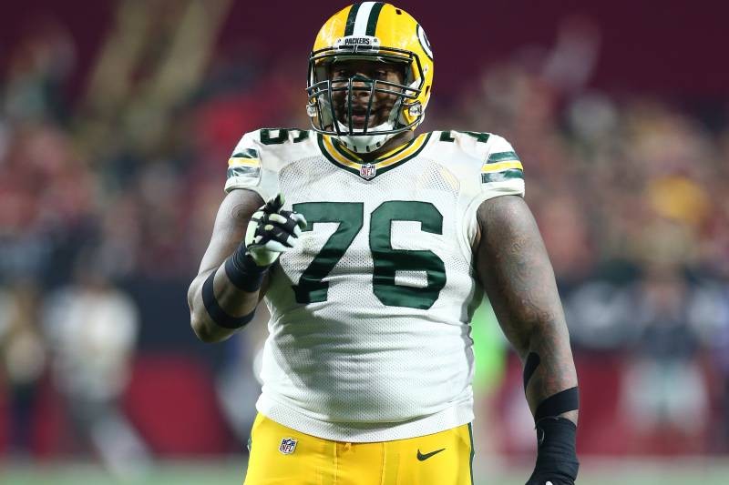 Packers Rumors: Pro Bowl DT Mike Daniels Released by GB After 7 Seasons